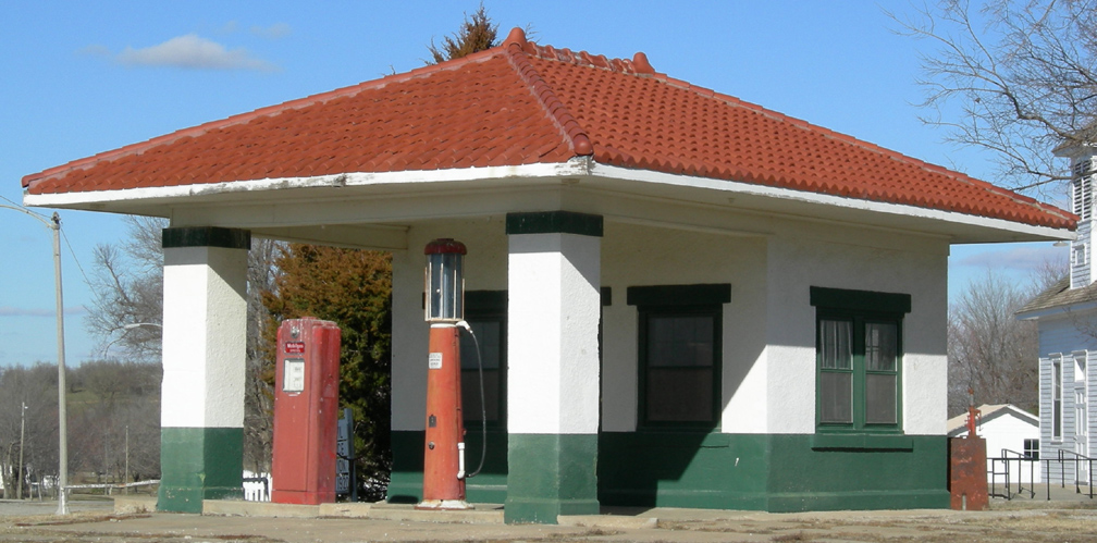 Kansas Canopy Gas Stations | RoadsideArchitecture.com