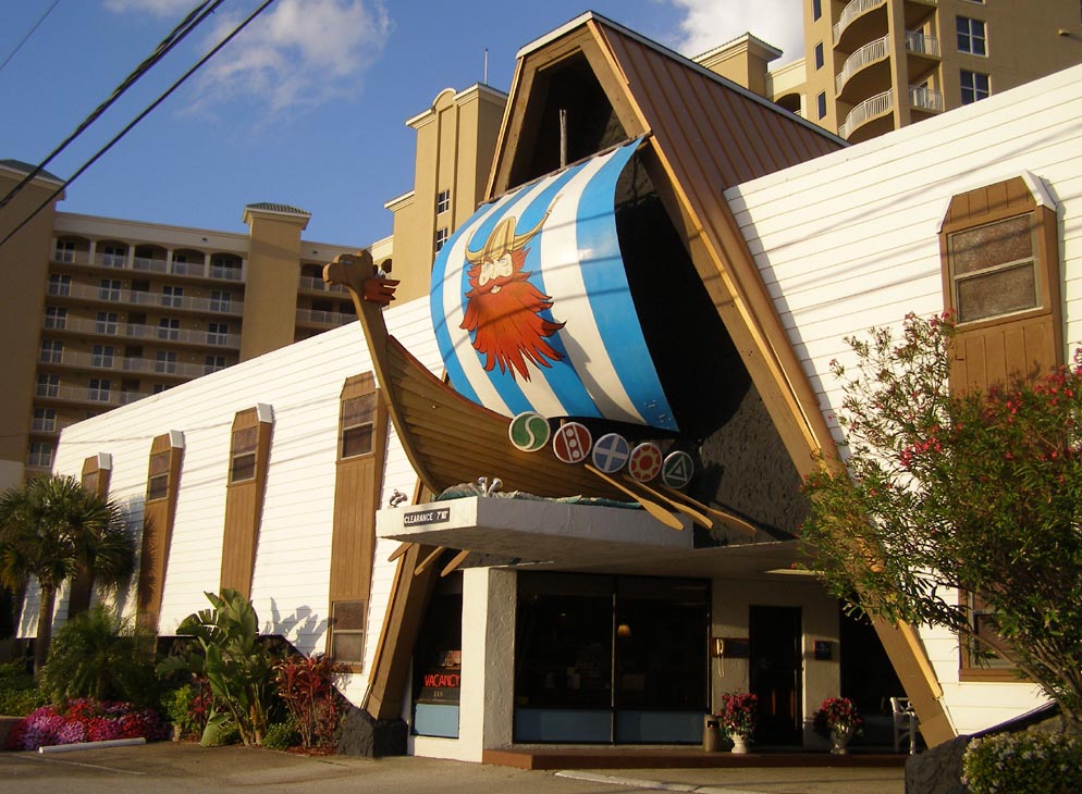 Florida Statues | RoadsideArchitecture.com