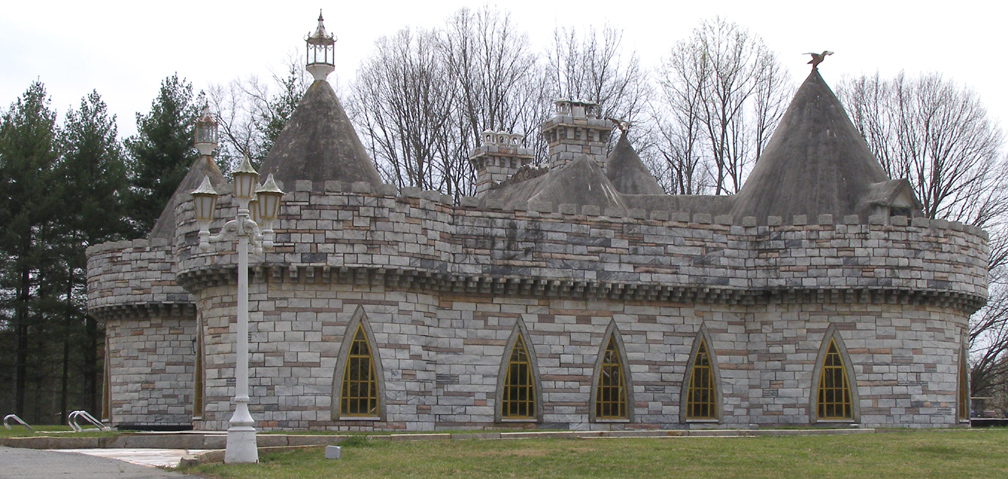 Fake Castles | RoadsideArchitecture.com