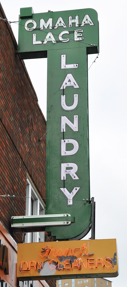 Omaha Signs | RoadsideArchitecture.com