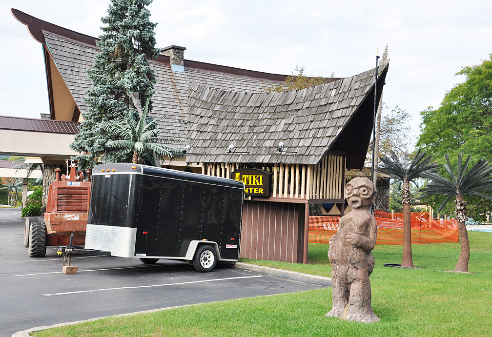 Tiki Architecture | RoadsideArchitecture.com
