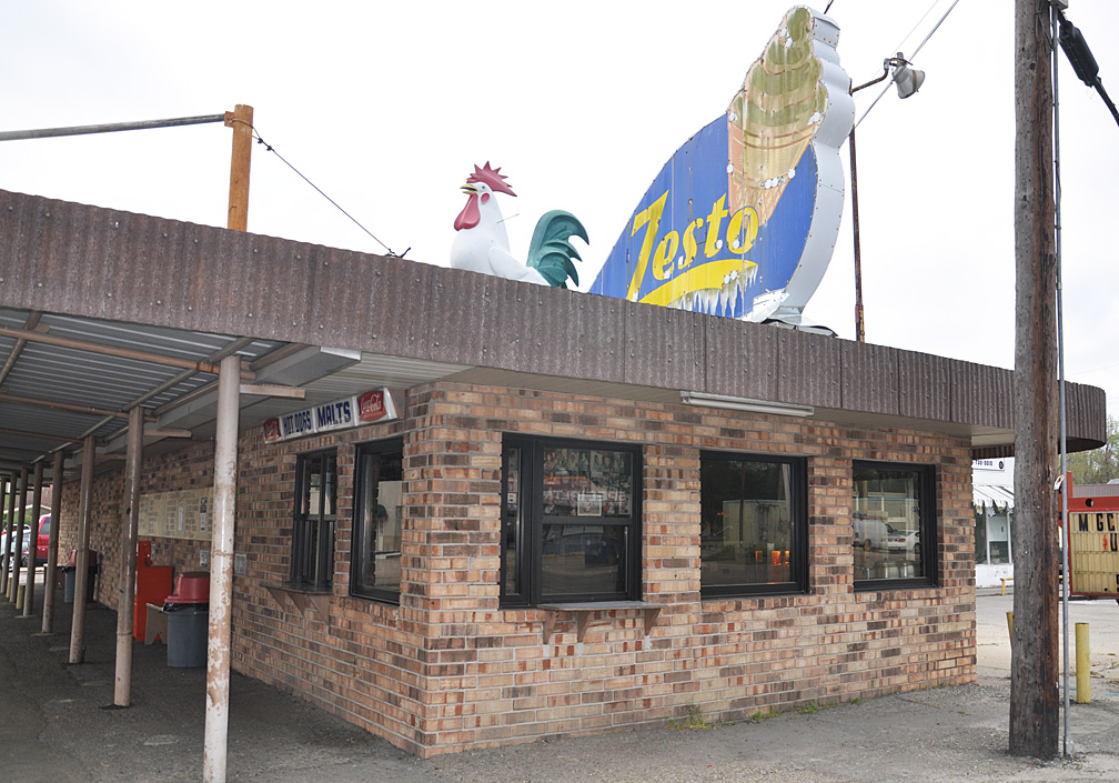 Zesto Drive-ins | RoadsideArchitecture.com