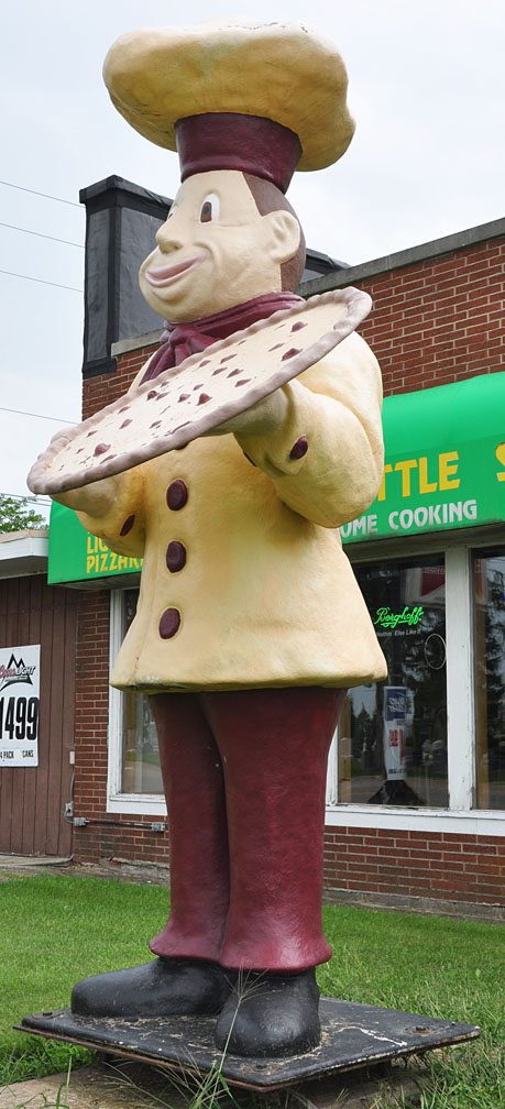 Illinois Statues | RoadsideArchitecture.com