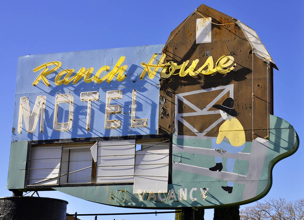 California Signs | RoadsideArchitecture.com