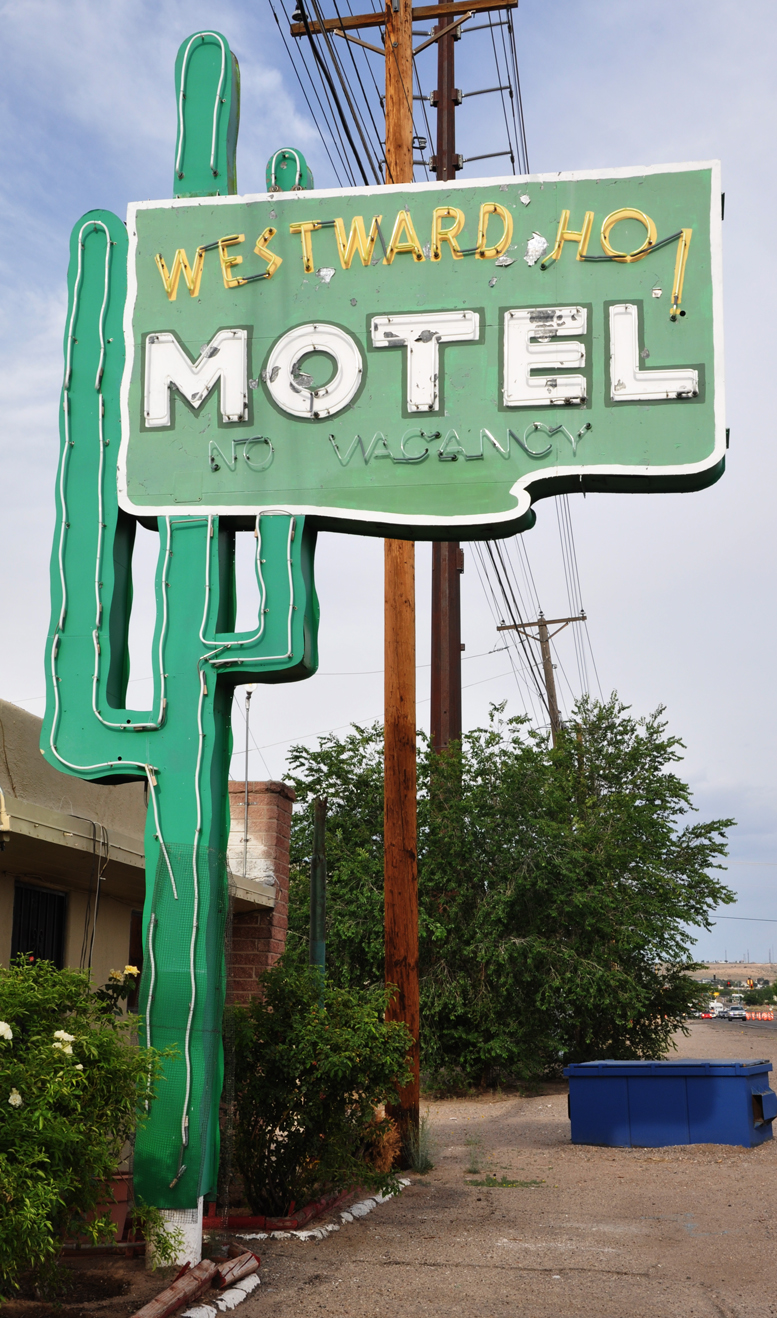 Albuquerque Signs | RoadsideArchitecture.com