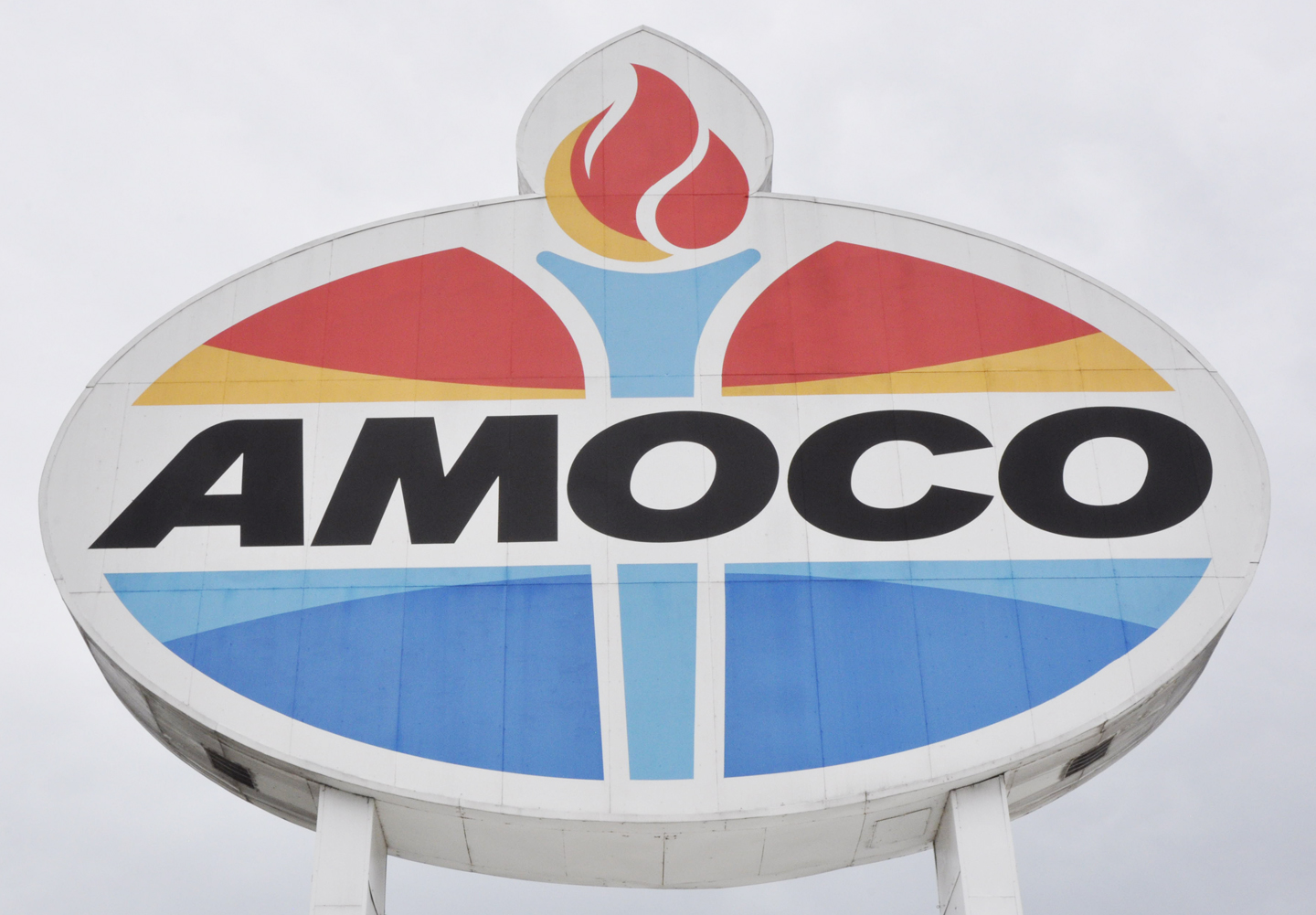 Missouri Icebox & Modern Gas Stations | RoadsideArchitecture.com